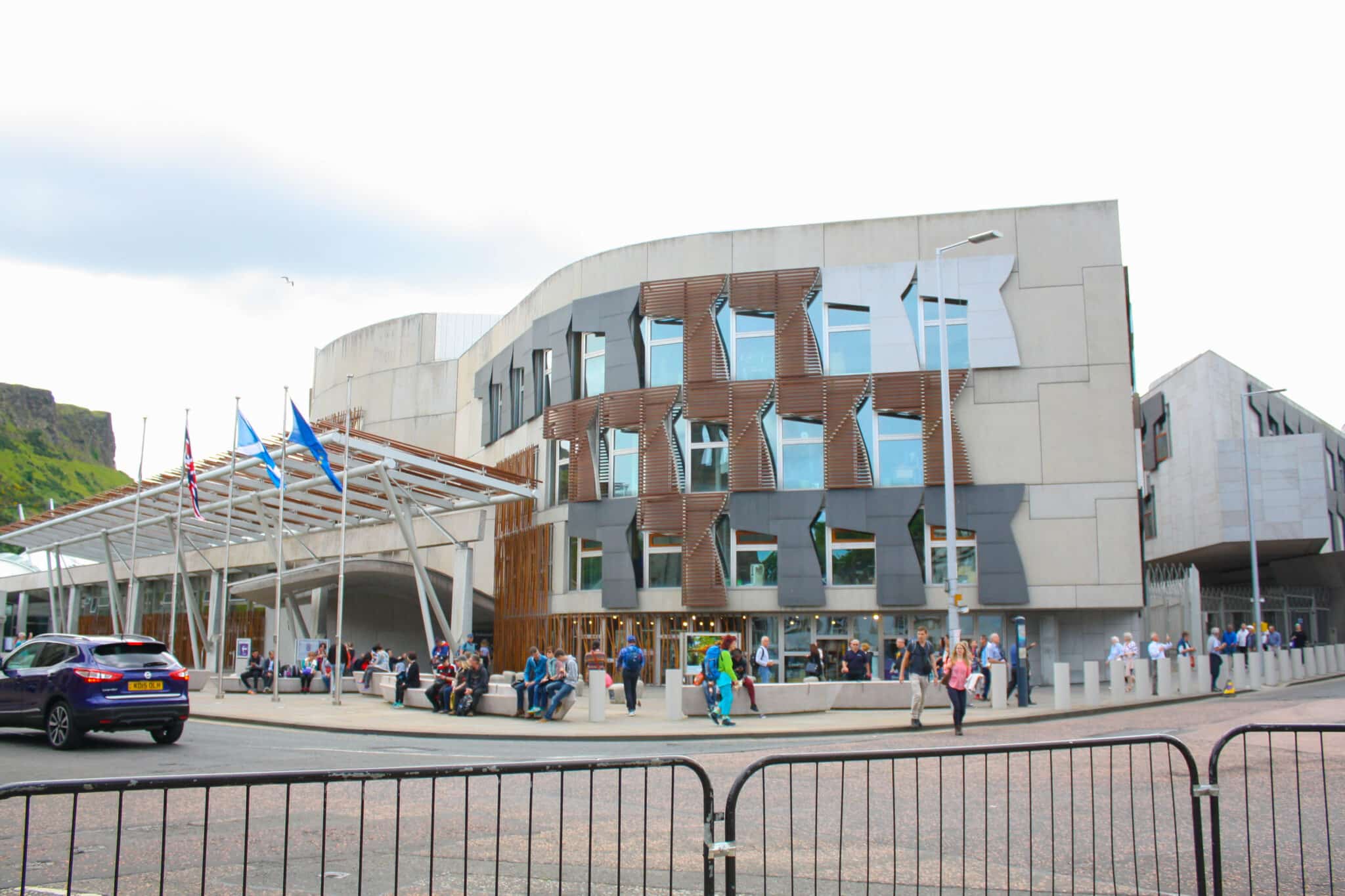 2 Day Edinburgh Itinerary for First-Time Visitors - Flying Off The ...