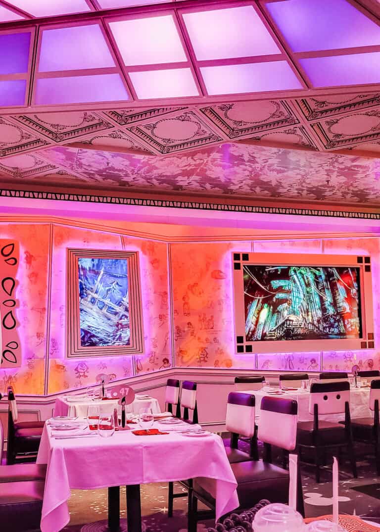 Complete Guide to Disney Magic Restaurants + Dining