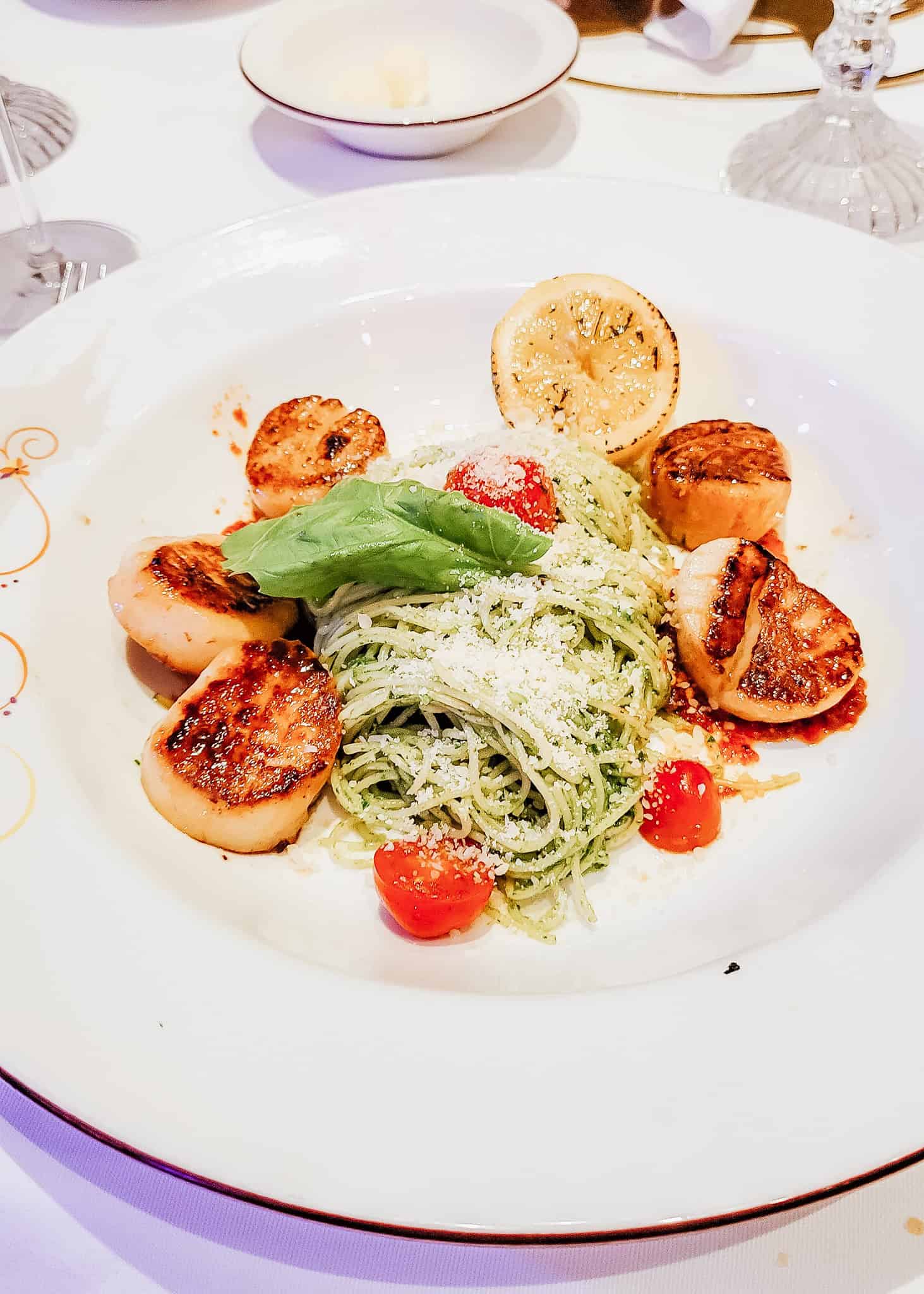 Complete Guide to Disney Magic Restaurants + Dining